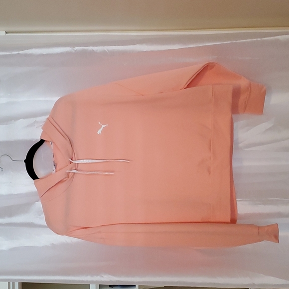 Puma | Tops | Puma Crop Sweatshirt | Poshmark